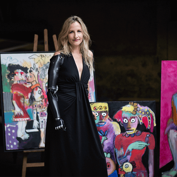 Priscille Deborah, artiste peintre et femme bionique